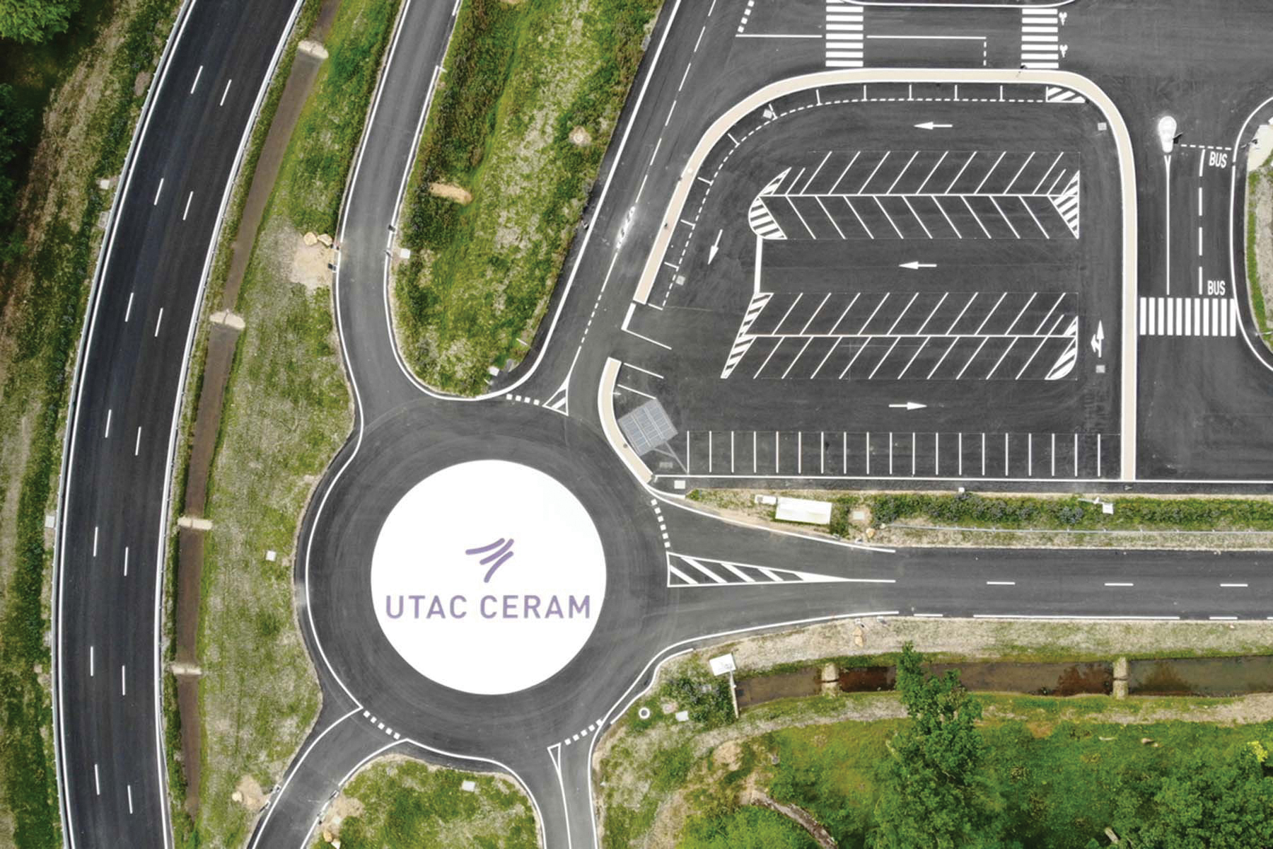 Réalisation de marquage au sol & signalisation IDF - France